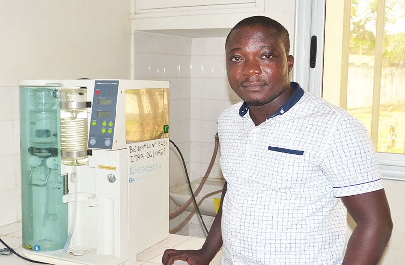 Champagne made from palm wine